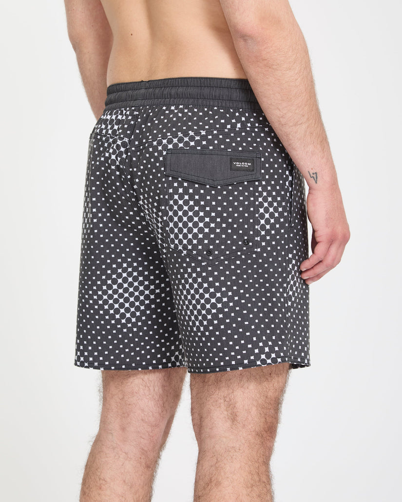 Psyche Cotton Trunk 17" Boardshort - Matte Black - Men - Volcom EU ...